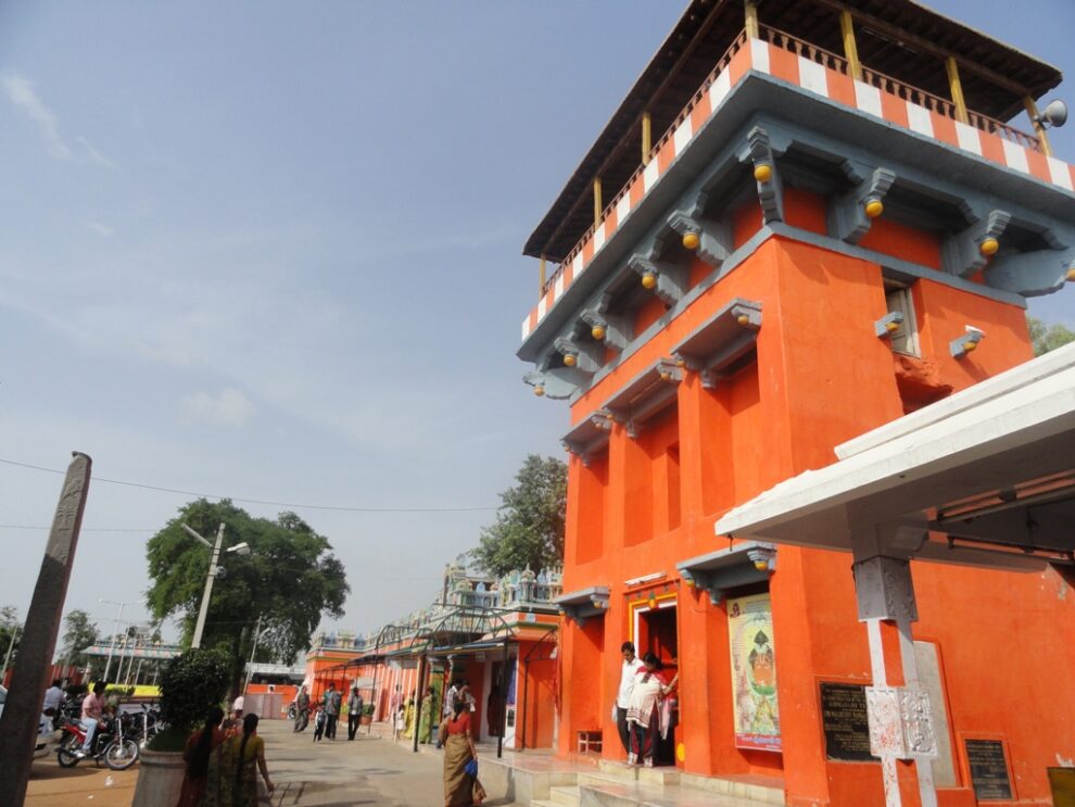 Karmanghat Hanuman Temple, Hyderabad - Pujasthan